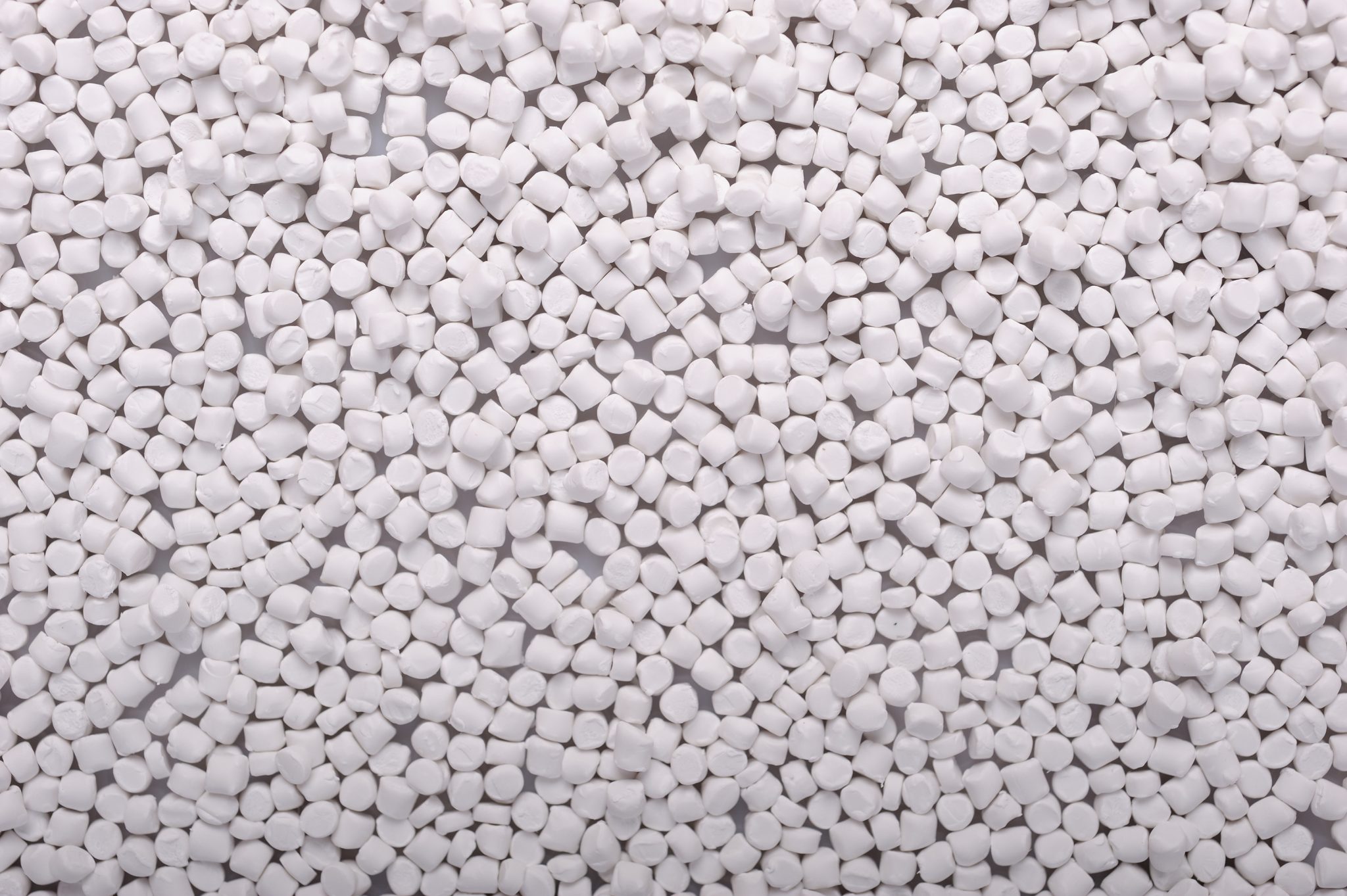 Top 4 reasons Calcium Carbonate is used by plastic manufacturers as fillers
